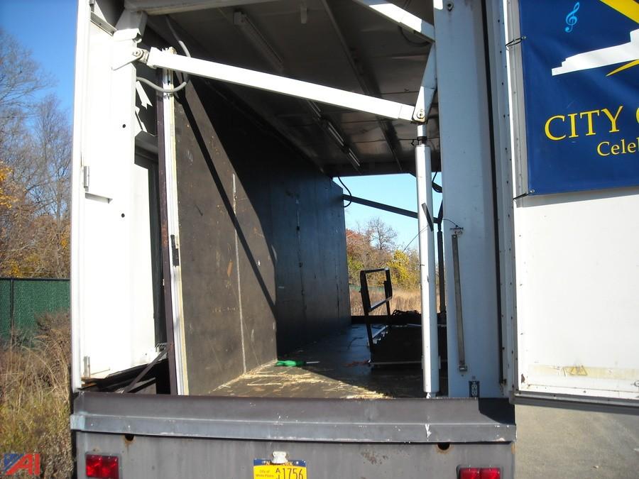 Auctions International - Auction: City of White Plains #9939 ITEM: 1996 ...